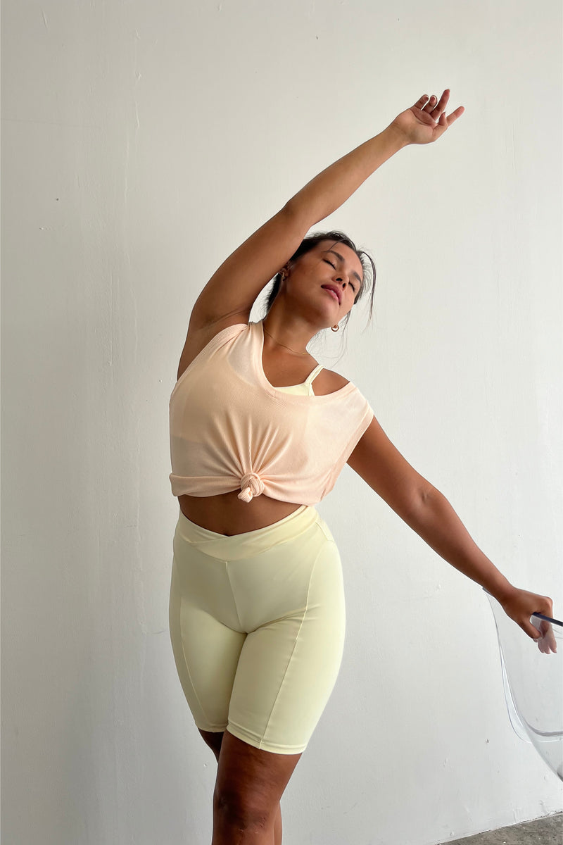 The Essential Rib Vee - Pale Peach – SOM Active